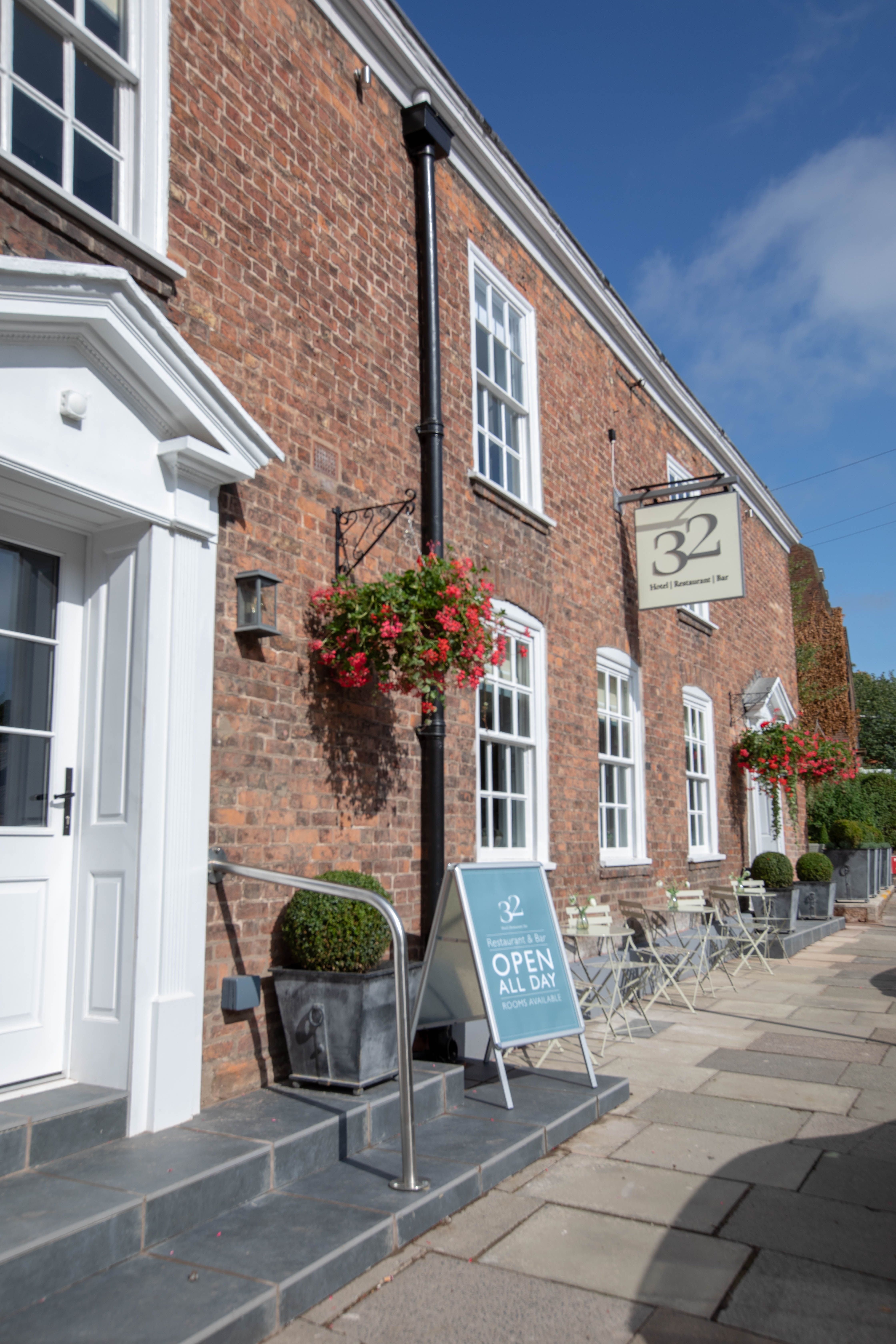 32 by The Hollies - The Hollies Farm Shop